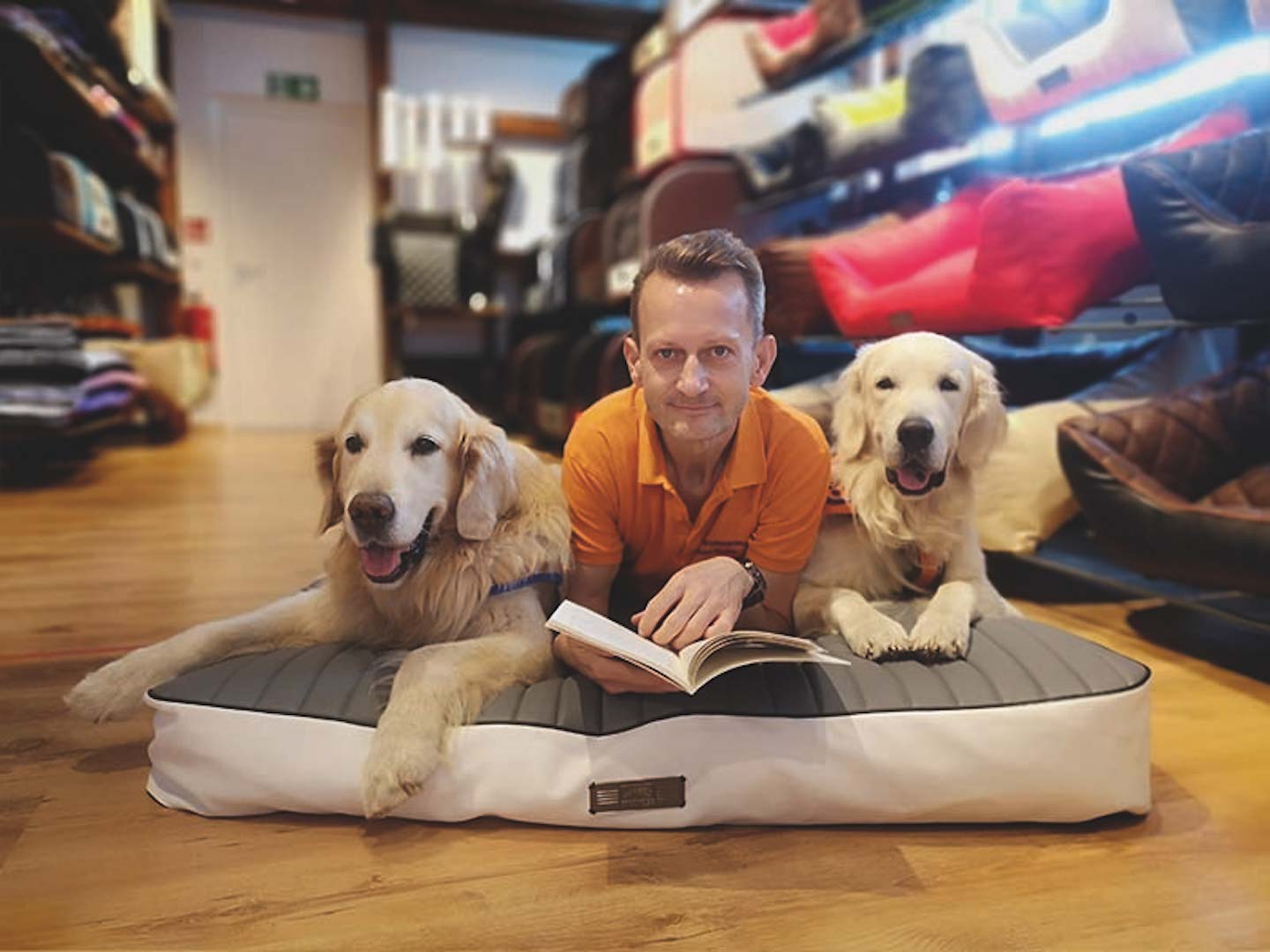 Sponsoring__Dogstyler unterstützt Therapiehundeteam